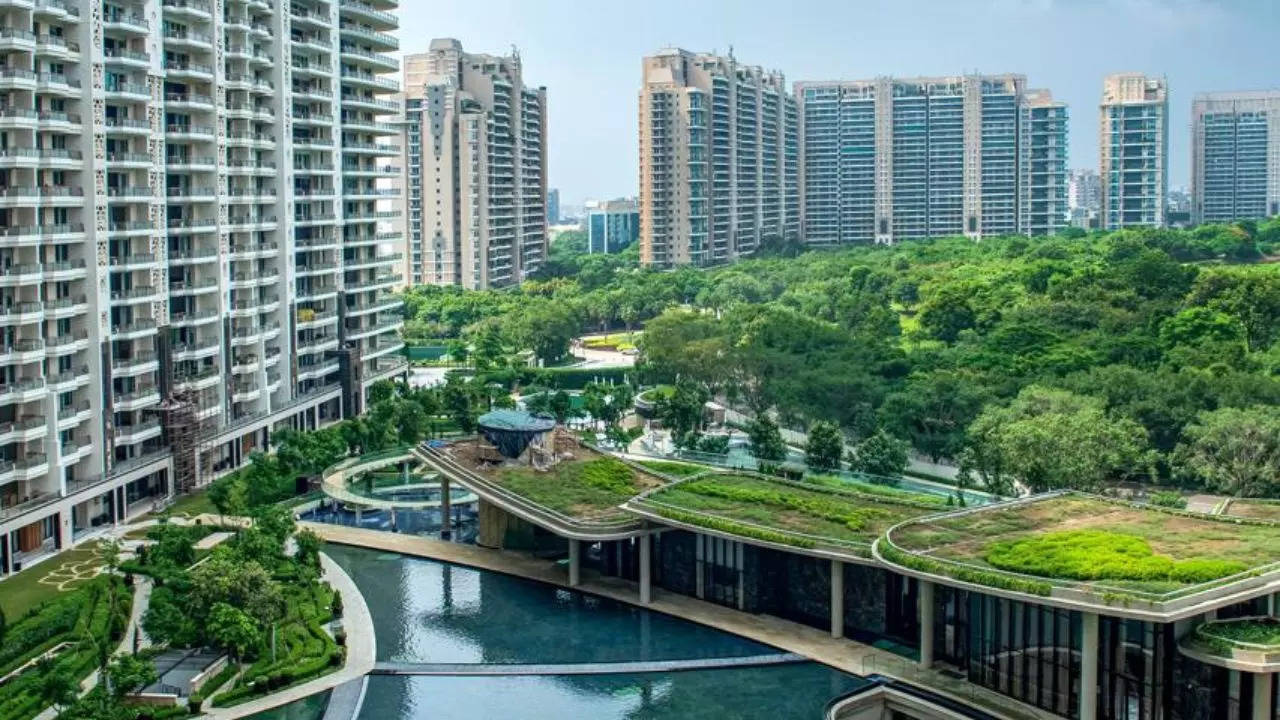 Ultra luxury hits new high in Gurgaon: ‘DLF sells 173 Dahlias ...