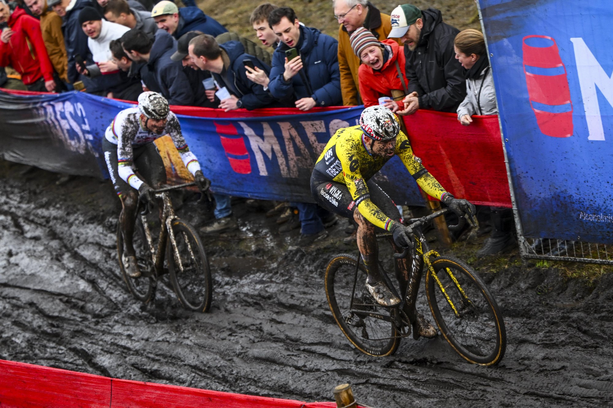 Bart Wellens: 'Ben er zeker van dat Van der Poel zich even in de haren ...