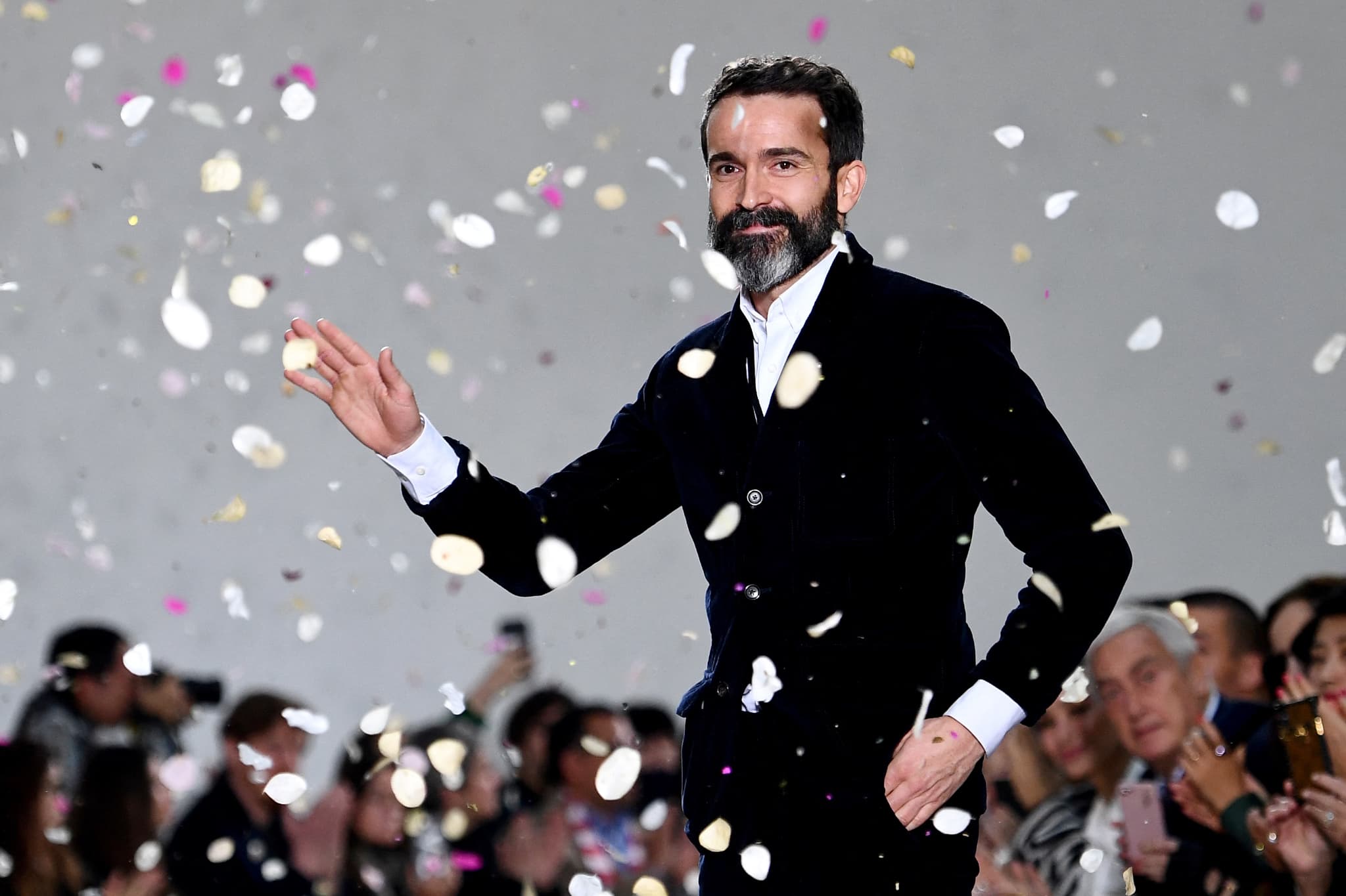 Fashion Week haute couture: l'ode au raffinement de Schiaparelli par ...