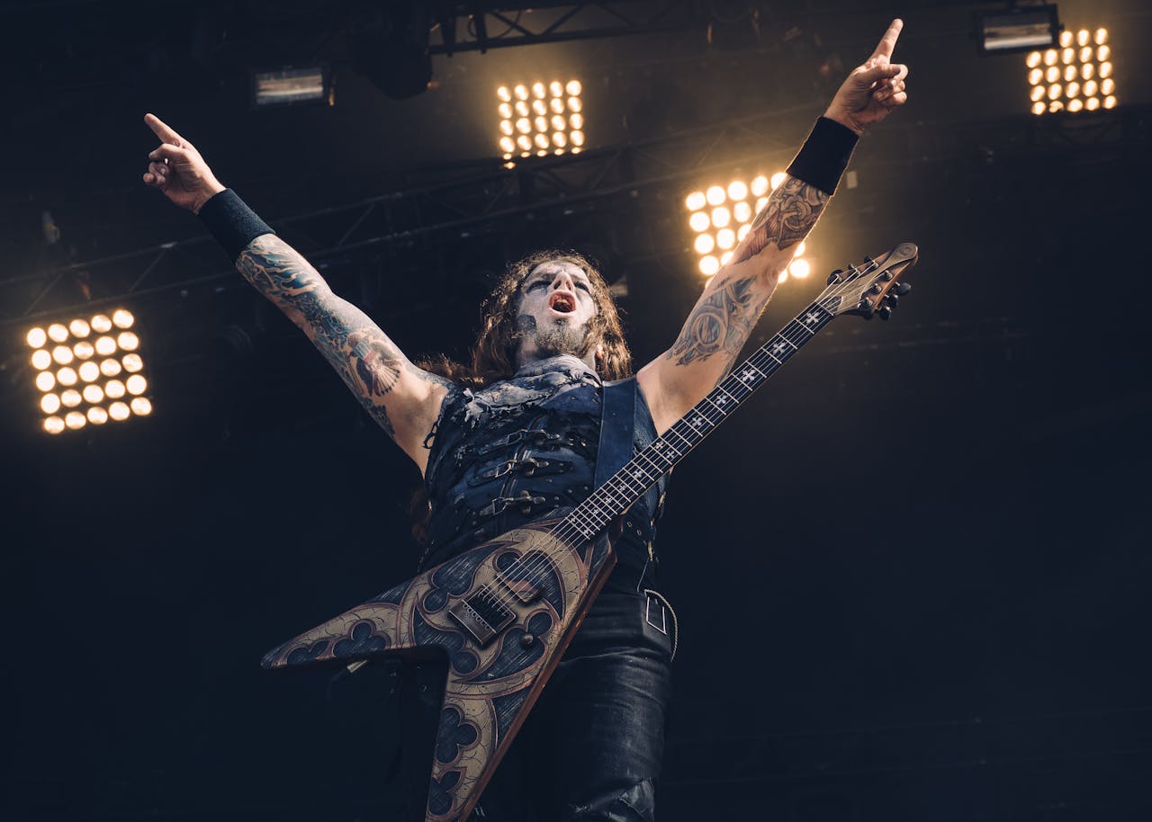 25 Most Epic Heavy Metal Guitar Solos Ever