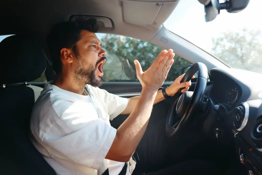 20 things men find intimidating on a date