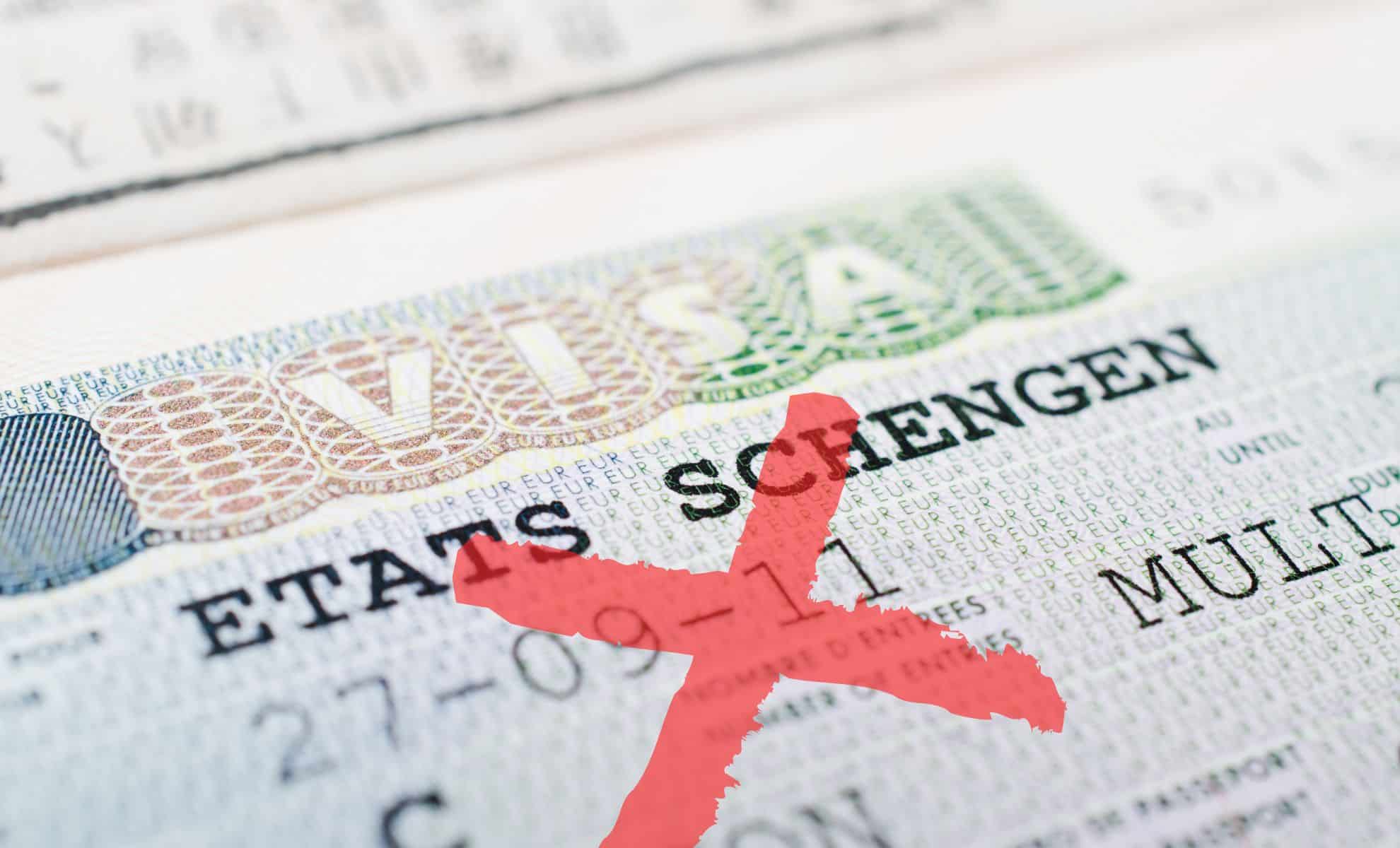 Refus de visa : une Algérienne de 70 ans fait annuler la décision du ...