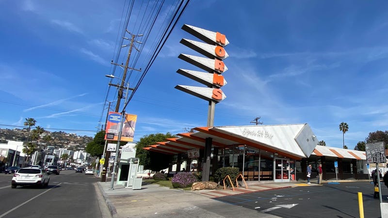 LA’s Love Of Cars Led To The Wacky, Eye-Catching Googie Architecture ...