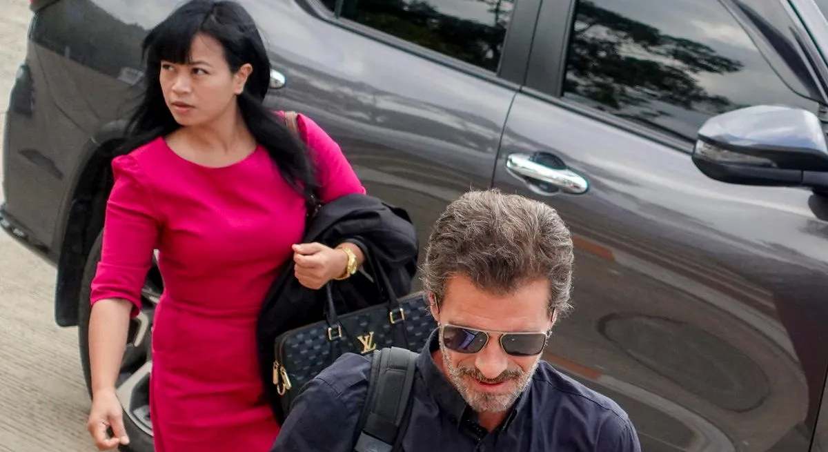 Quién es Alice, "el personaje turbio" que acompañó a Rodolfo Sancho y ...