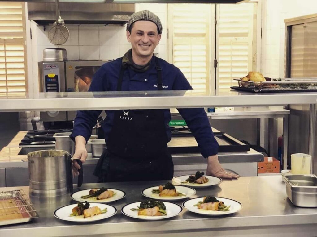 Accoltellato in Turchia il figlio 14enne dello chef Andrea Minguzzi ...