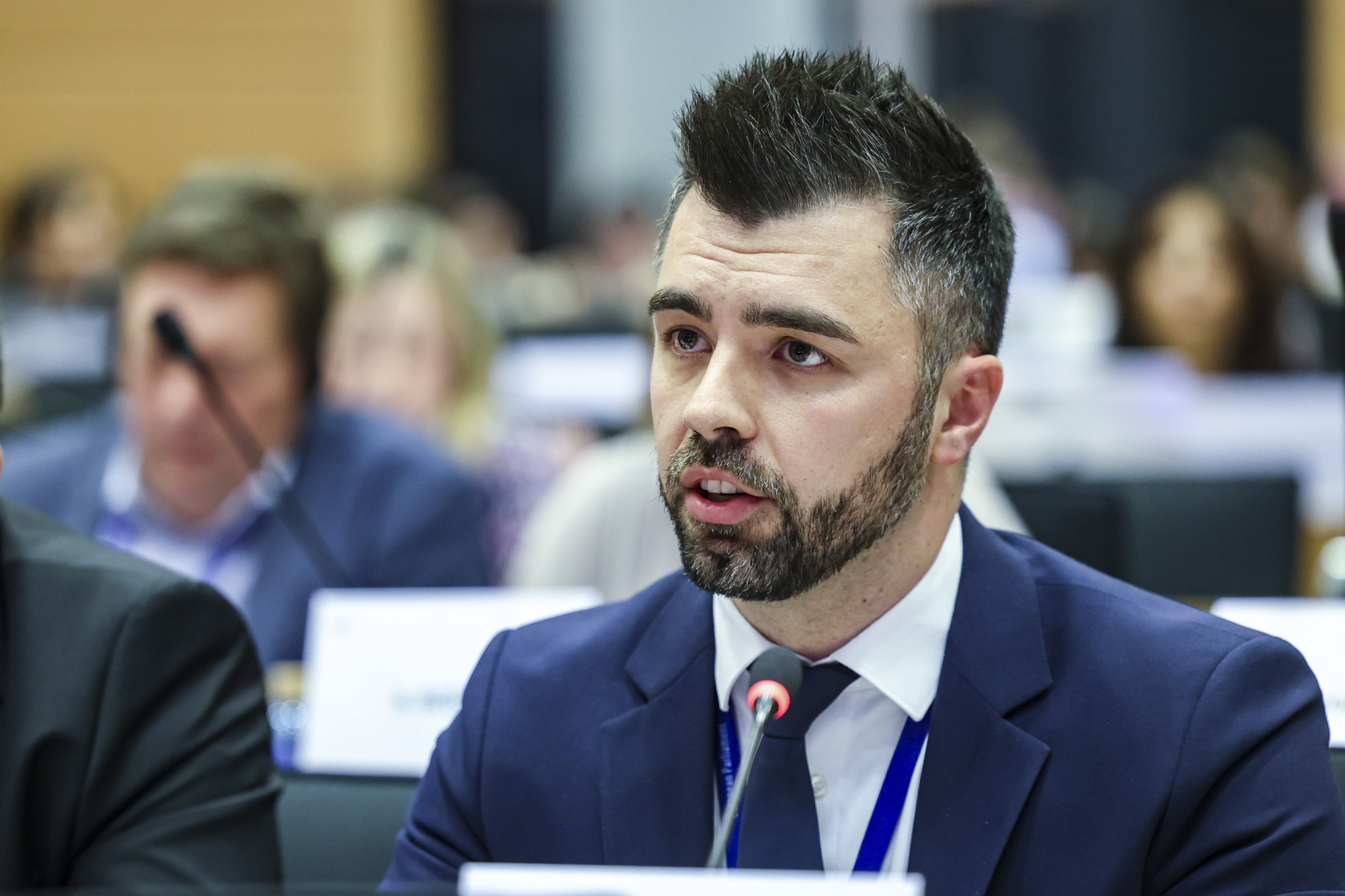 Kulja András az egészségügyi államtitkárnak: „Kiket szeretnél ...