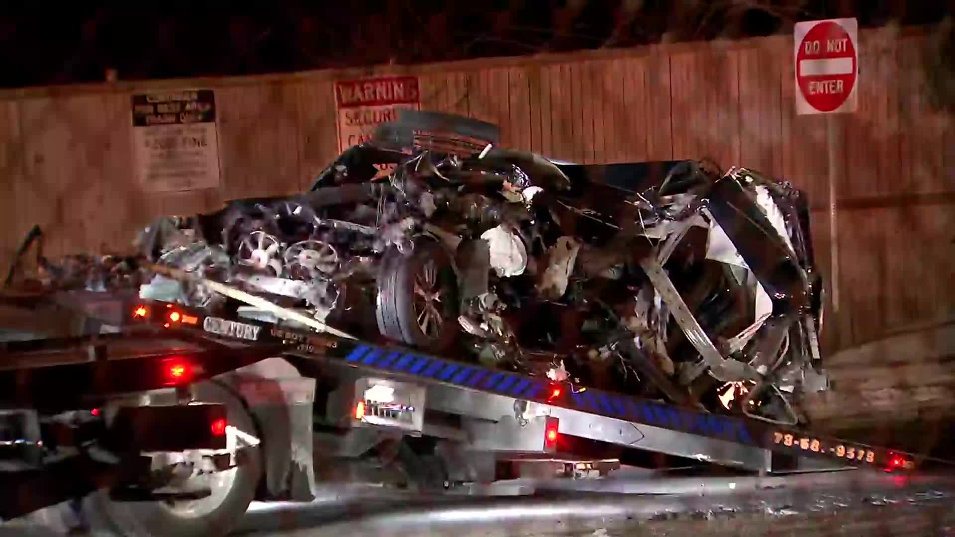 1 person dead after car slams into back of tractor-trailer at rest stop ...