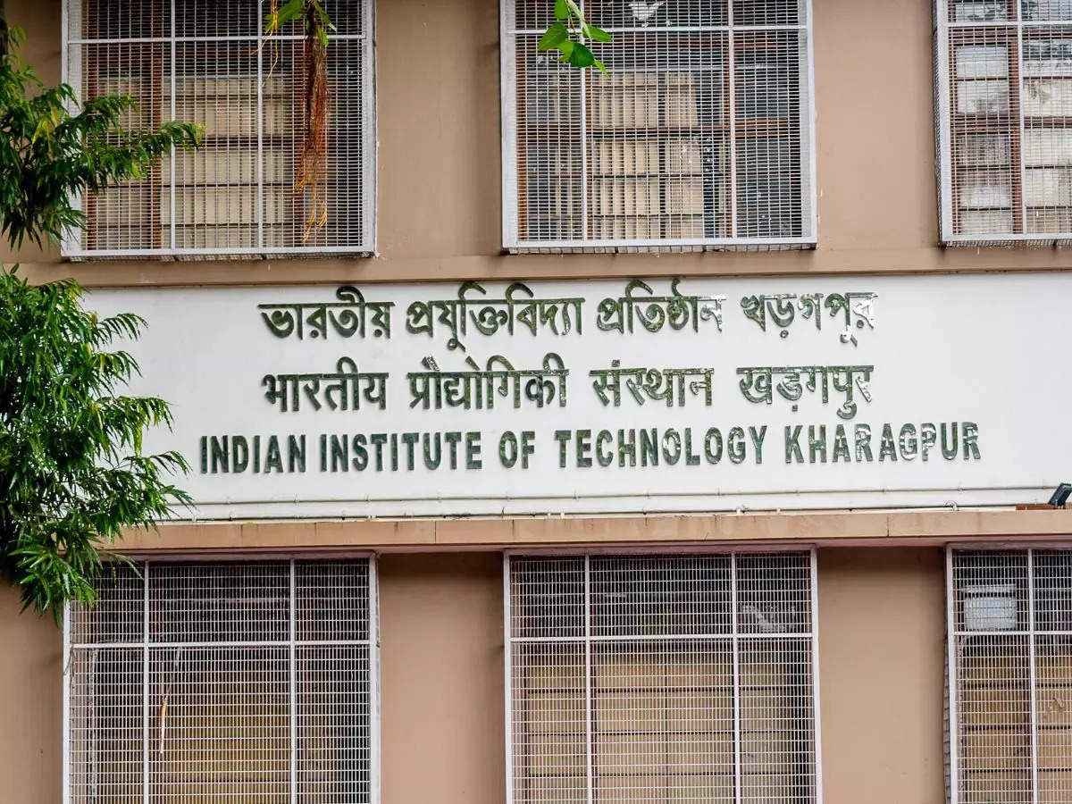 IIT graduates criticized as 'insufferable' and 'elitist' by woman in ...