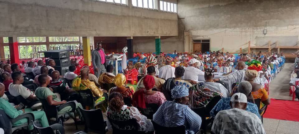 Anloga MP organises thank you service for constituents