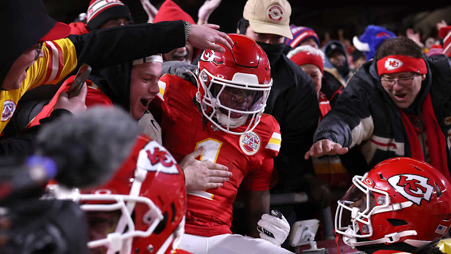 Xavier Worth was the best sore winner mocking Bills after AFC Championship