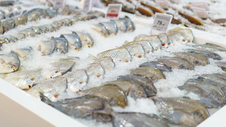 13 Mistakes Everyone Makes When Cooking Frozen Fish