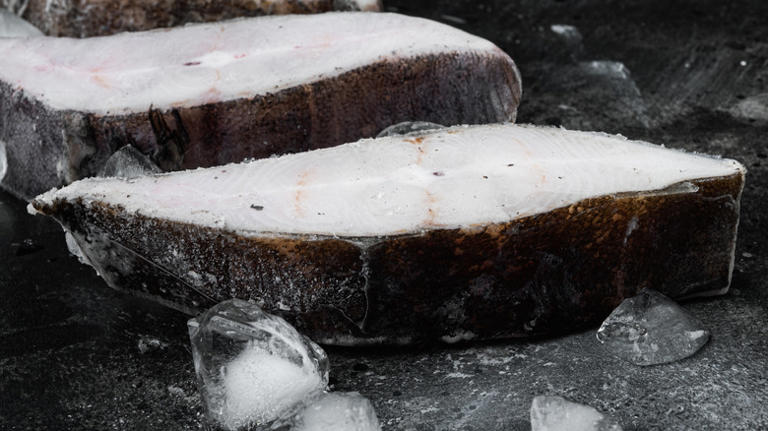 13 Mistakes Everyone Makes When Cooking Frozen Fish