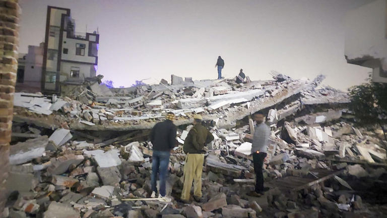 Four-storey building collapses in Delhi's Burari, 10 rescued Four-storey building collapses in Delhi's Burari, 10 rescued