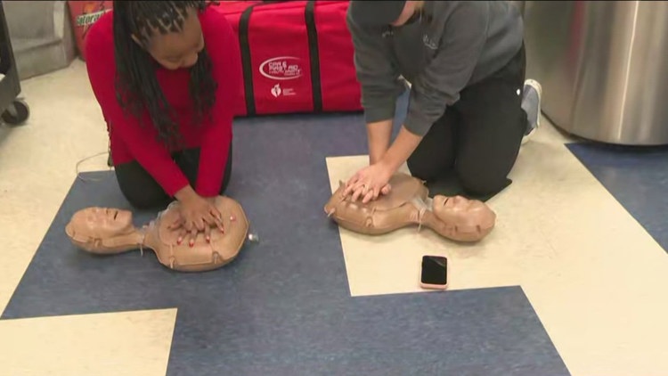 CPR kits, training program available to Ohio schools