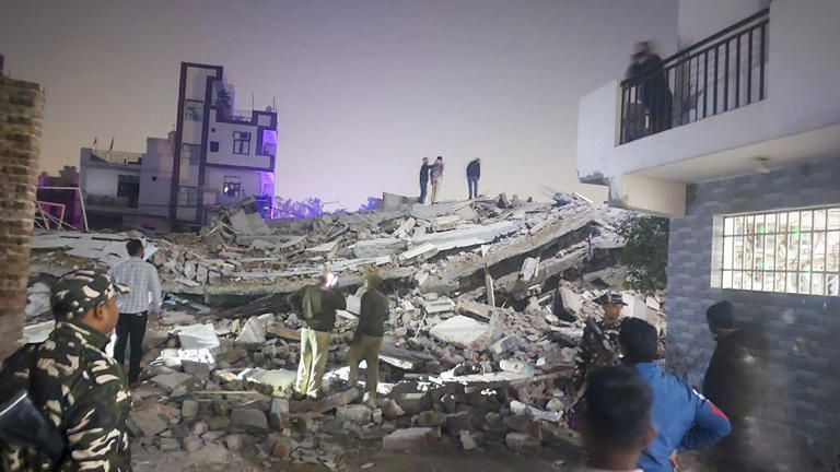 Four-storey building collapses in Delhi's Burari, 10 rescued Four-storey building collapses in Delhi's Burari, 10 rescued
