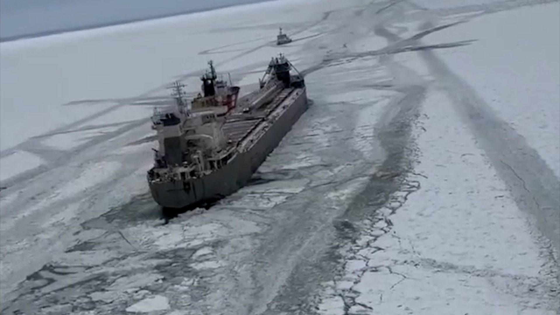 New video shows Canadian freighter stuck in Lake Erie ice