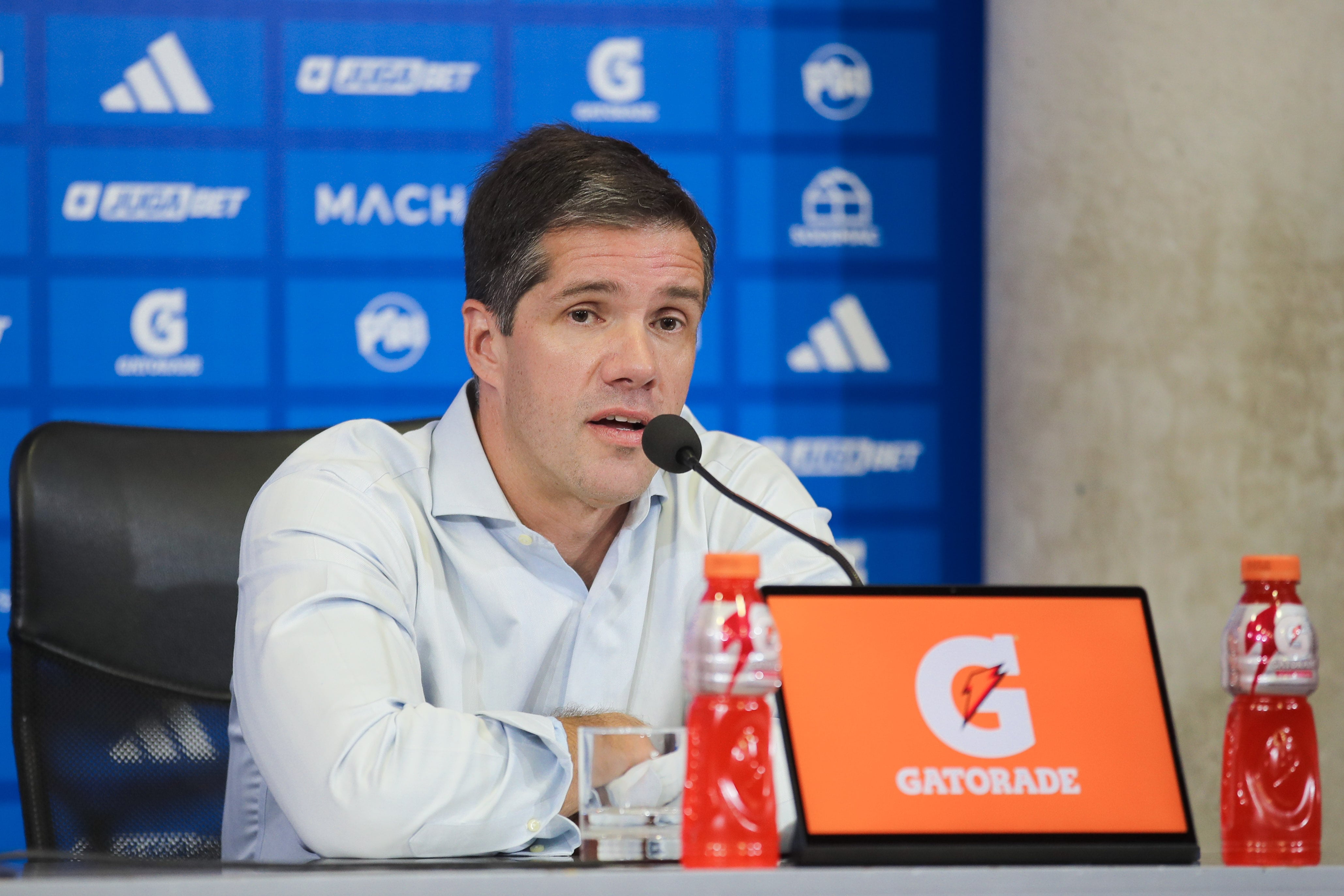 Es incompatible con los valores de la U: Senado de la Universidad de ...