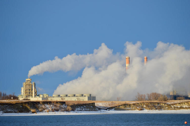 Environmental groups launch legal campaign to stop Sask. coal plant ...
