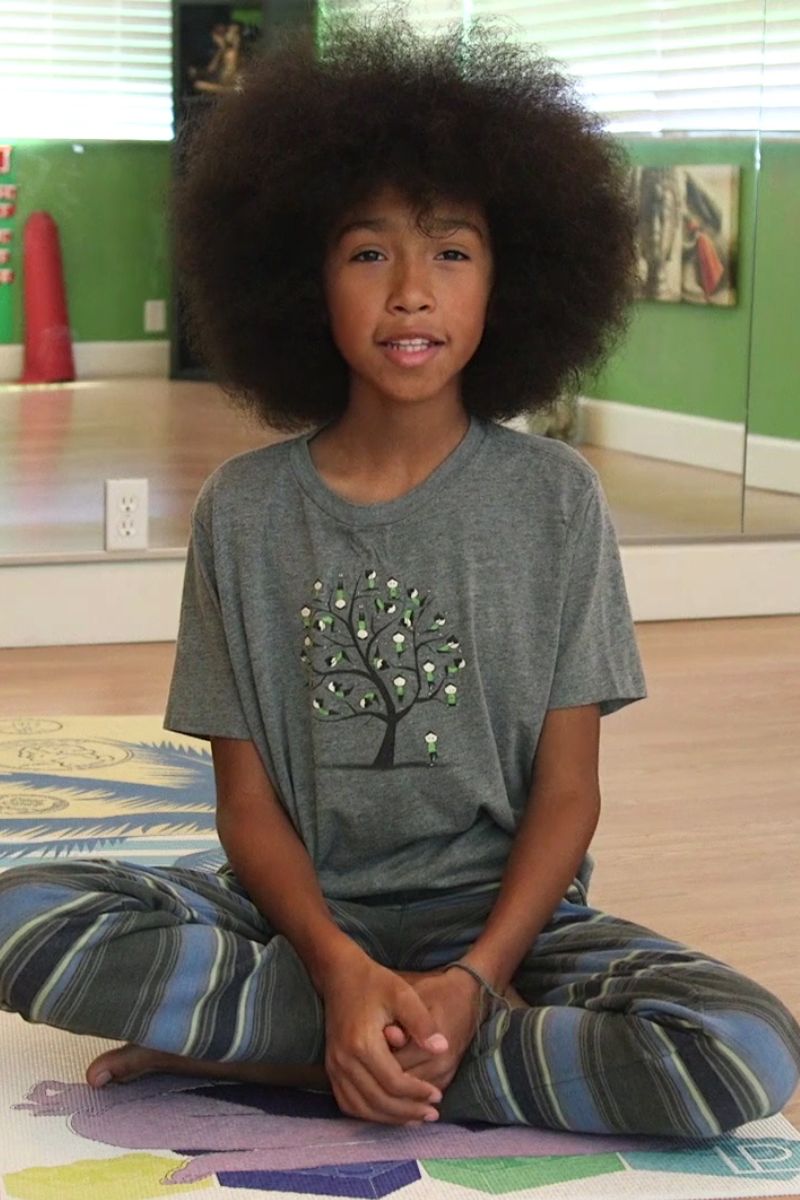 Tabay Atkins, najmłodszy instruktor jogi w Ameryce, szerzy uzdrowienie