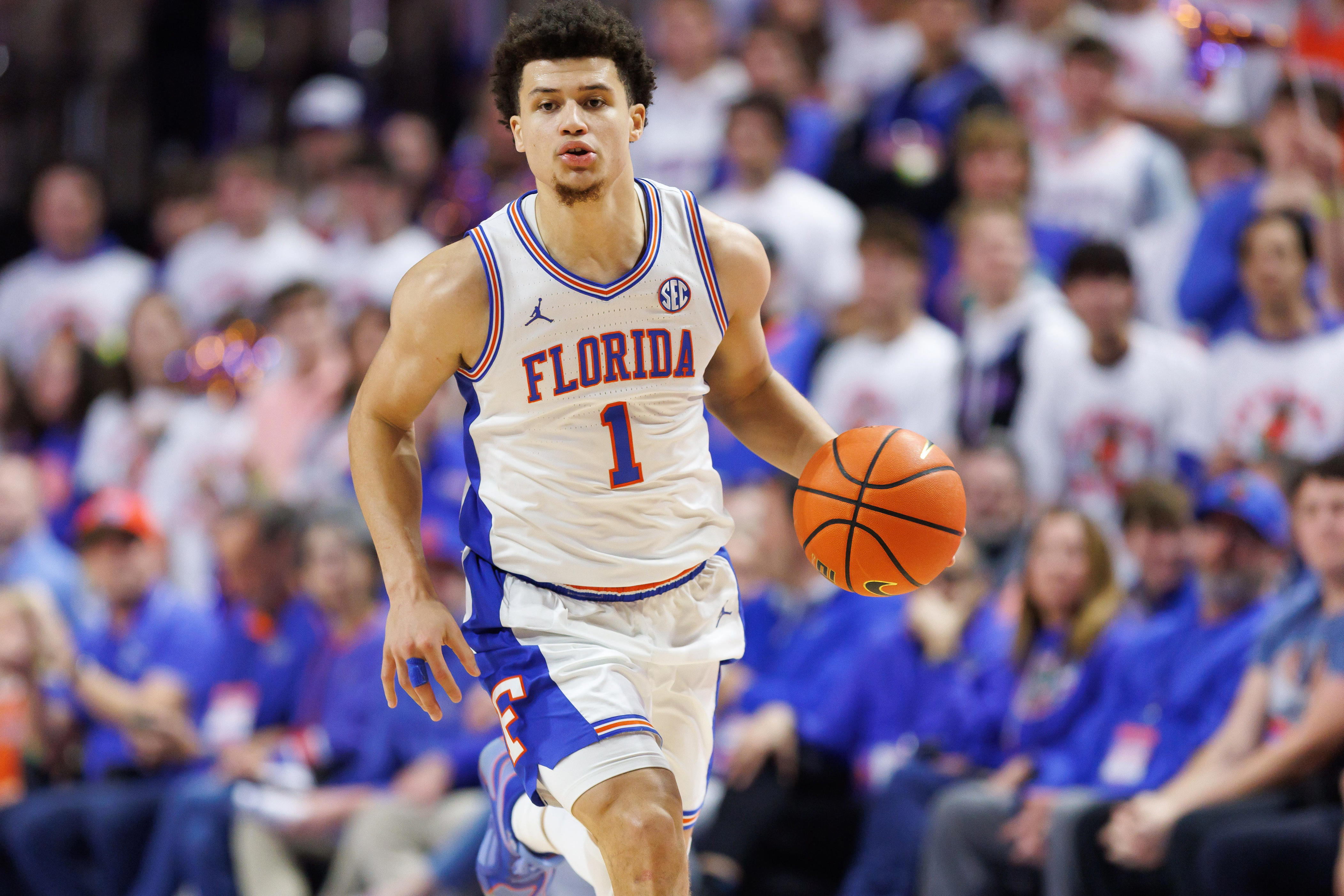 Florida basketball stays at No. 6 in USA Today men's basketball poll