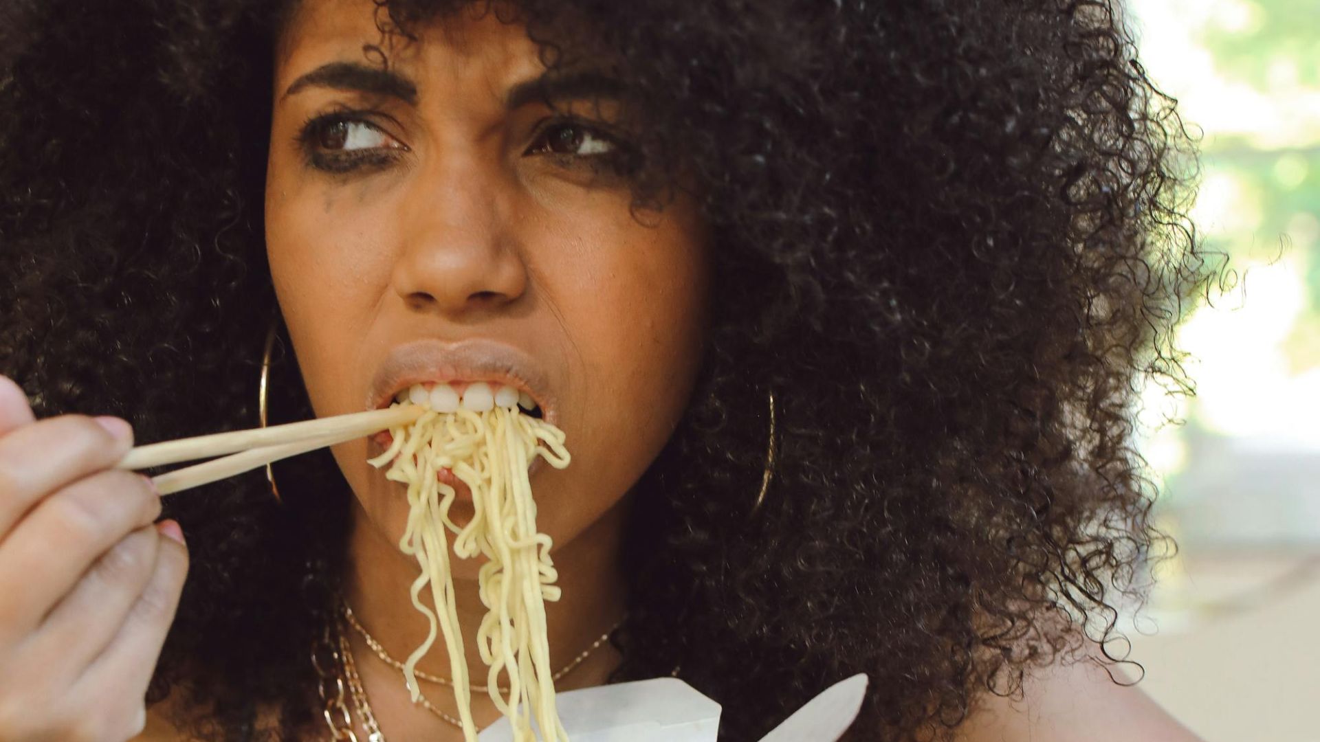 10 Carbs You Should Avoid For Weight Loss & 10 You Can Still Eat