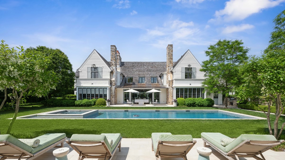 A Luxury Bridgehampton Estate in Photos