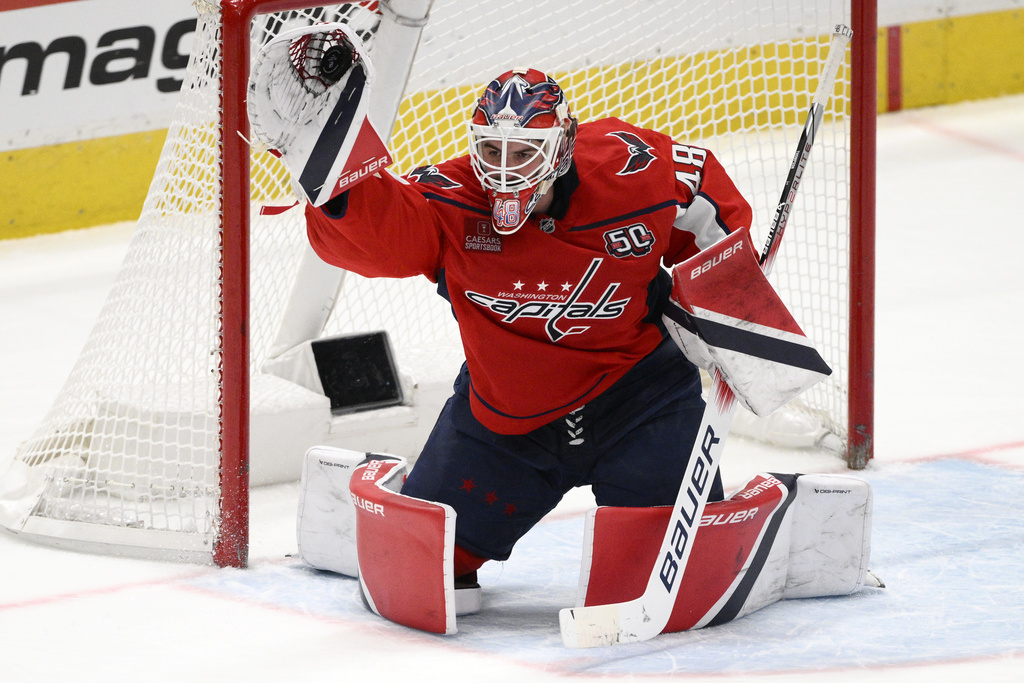 Washington Capitals sign goalie Logan Thompson to a 6-year, $35.1 ...