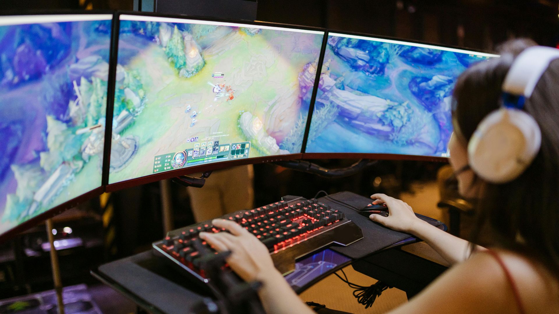 Console Verses PC: 10 Reasons PC Reigns Supreme & 10 Why Console Has It ...