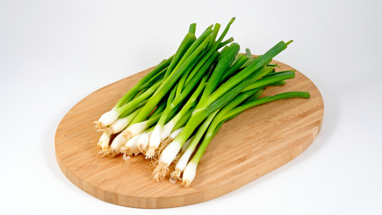 Spring onion benefits: 6 reasons to eat this flavourful leafy vegetable