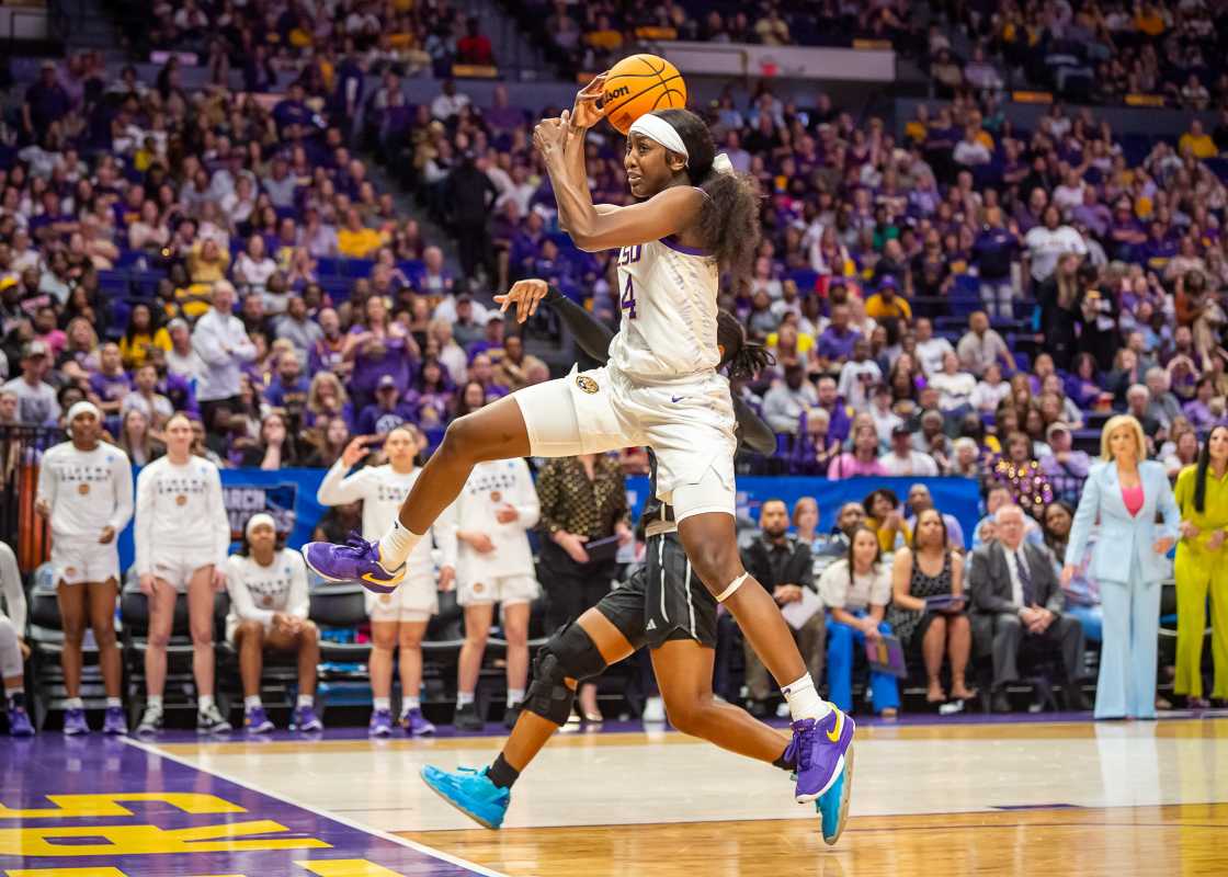 Flau’Jae Johnson Makes NIL Announcement After Ditching 2025 WNBA Draft