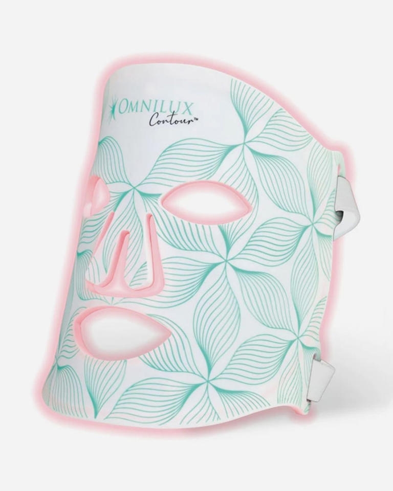 Is the Omnilux LED face mask worth the hype?