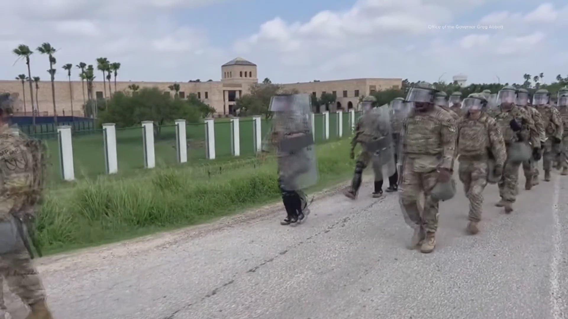 With President Trump’s backing, Gov. Abbott expands Texas border ...