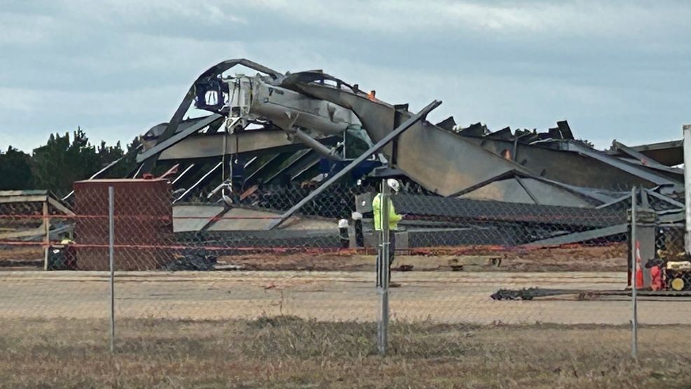 Collapse of Gulf Shores High School outdoor sports pavilion under review