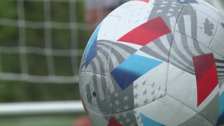 Washington school districts discuss changing rules for trans athletes