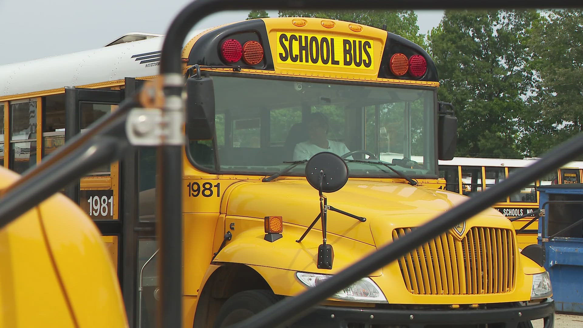 JCPS moves to NTI day on Tuesday due to inaccessible bus stops after ...
