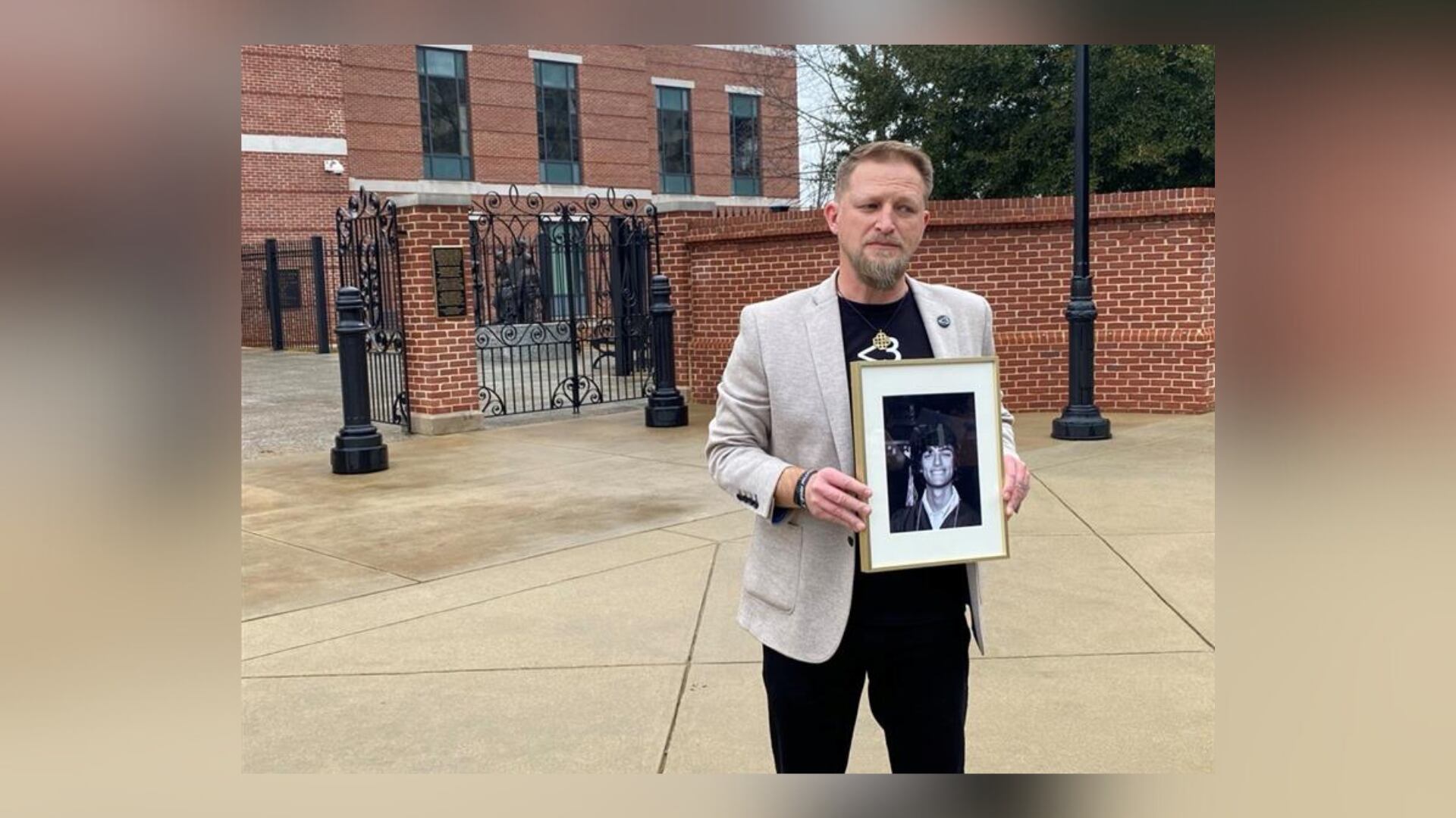 Nigerian man extradited to SC to face charges in ‘sextortion’ case of teen