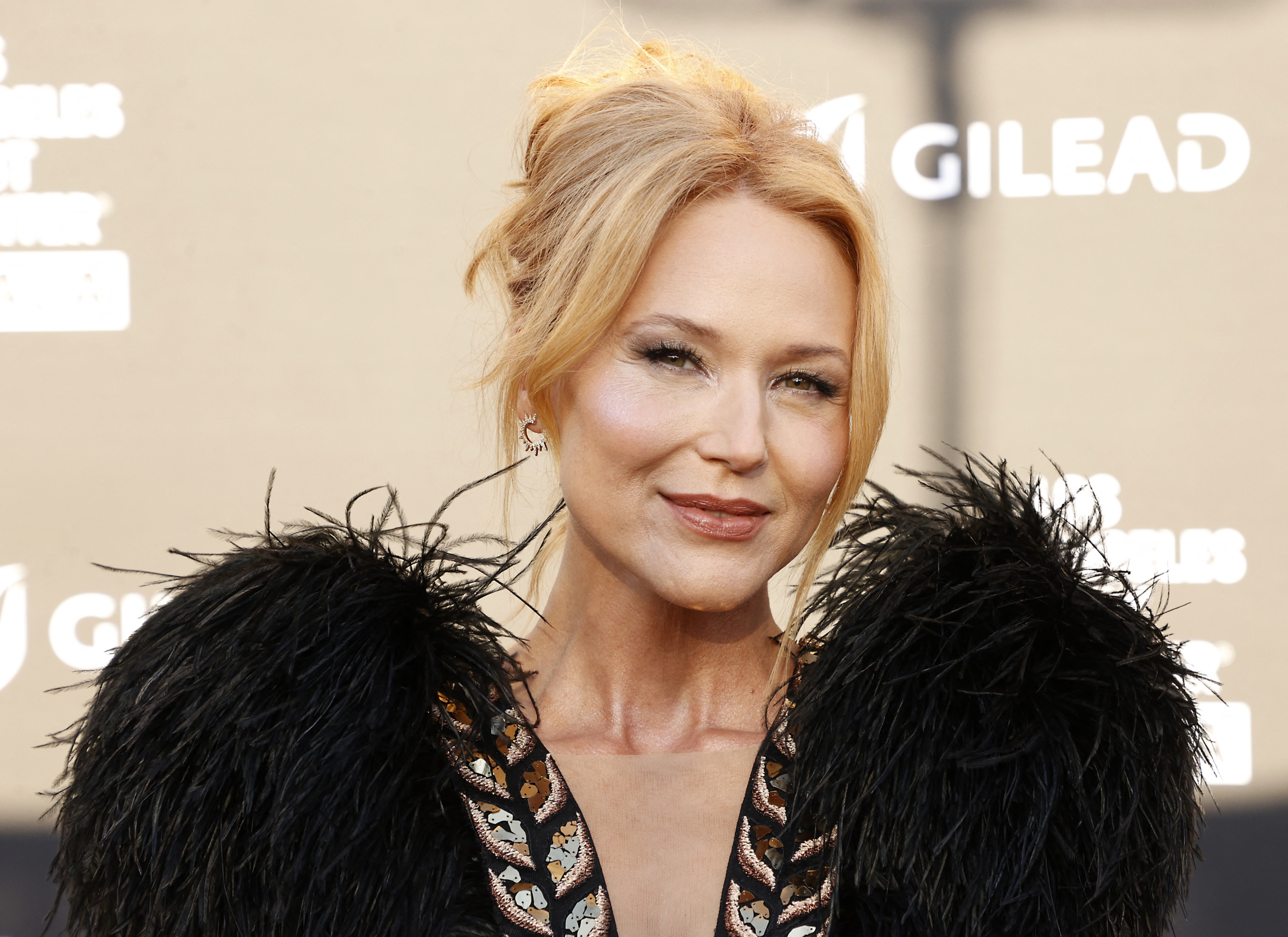 Jewel Apologizes After Performing at Inauguration Event — But Her Fans ...