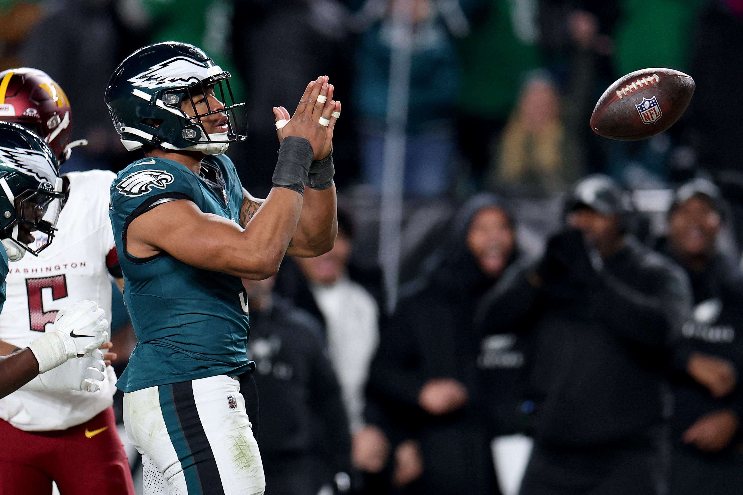 Eagles star Nolan Smith playfully calls out his father for misguided ...