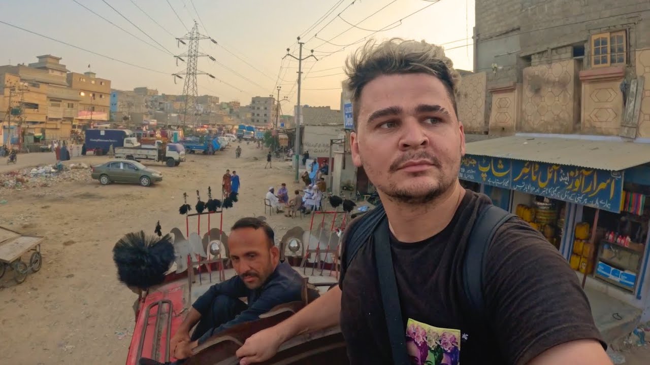 24 Hours in Asia's Biggest Slum (Orangi Town)