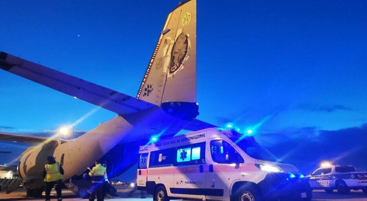 Bimbo di un anno trasportato d'urgenza da Bari a Roma con un volo dell ...