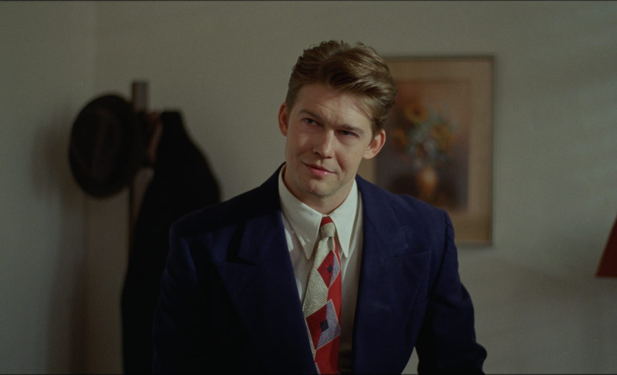 In 'The Brutalist,’ Joe Alwyn and Stacy Martin Are a Dynamic Twin Duo