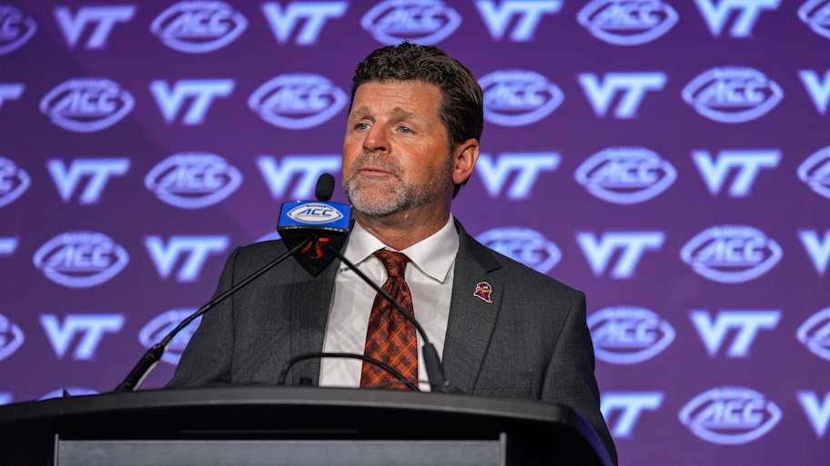 Report: A Top Candidate has Emerged for the Defensive Coordinator ...