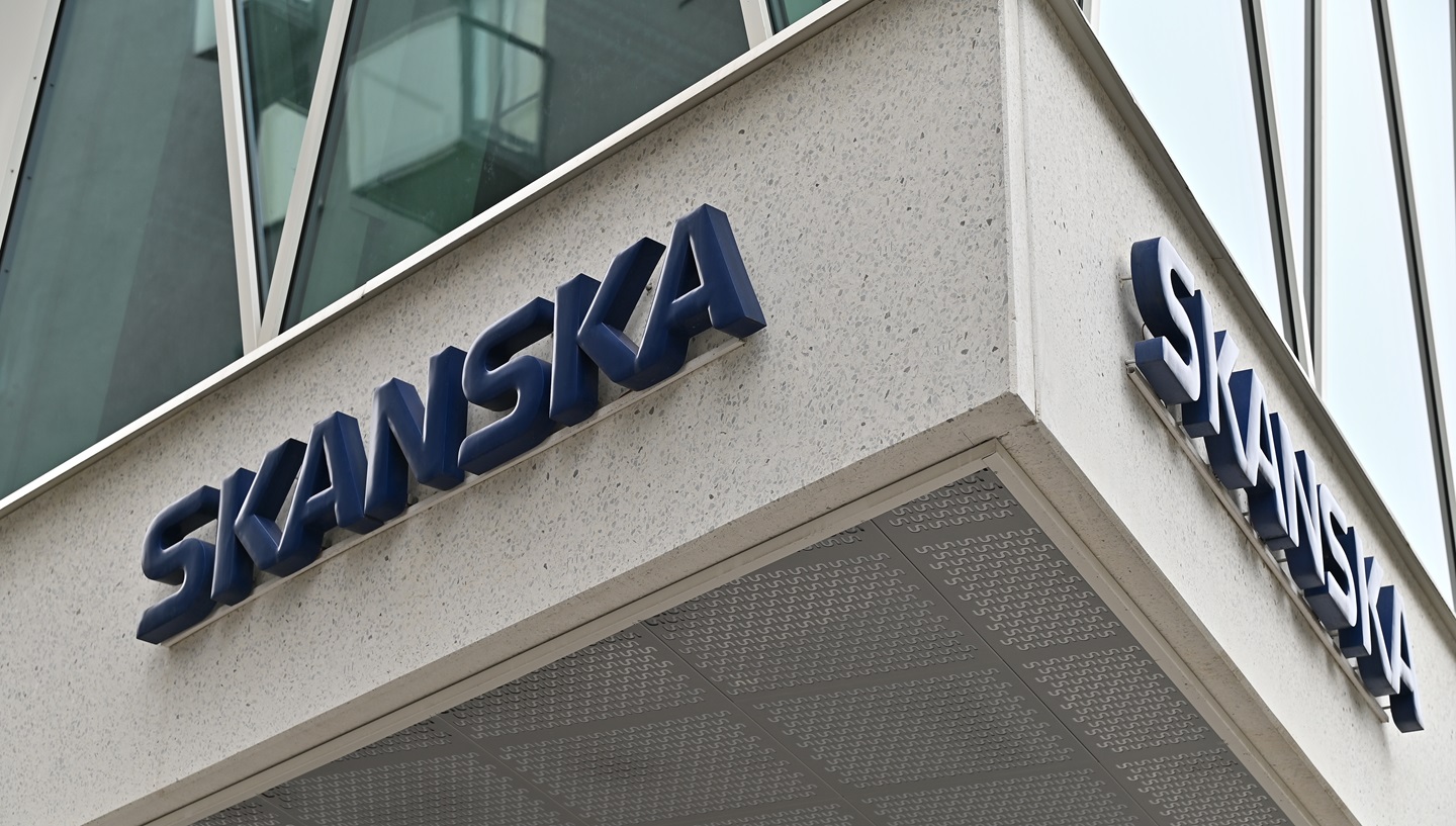 Skanska wins $220m contract to rehabilitate and paint Commodore Barry ...