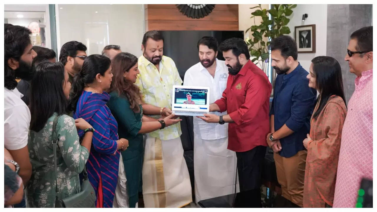 Mammootty’s ‘Oru Vadakkan Veeragatha’ trailer launched by Mohanlal ...