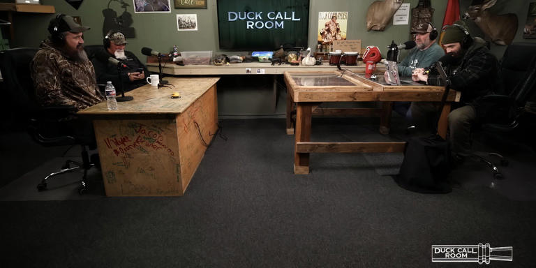 Duck Dynasty's Uncle Si Robertson Rushed To The ER After Hunting Accident