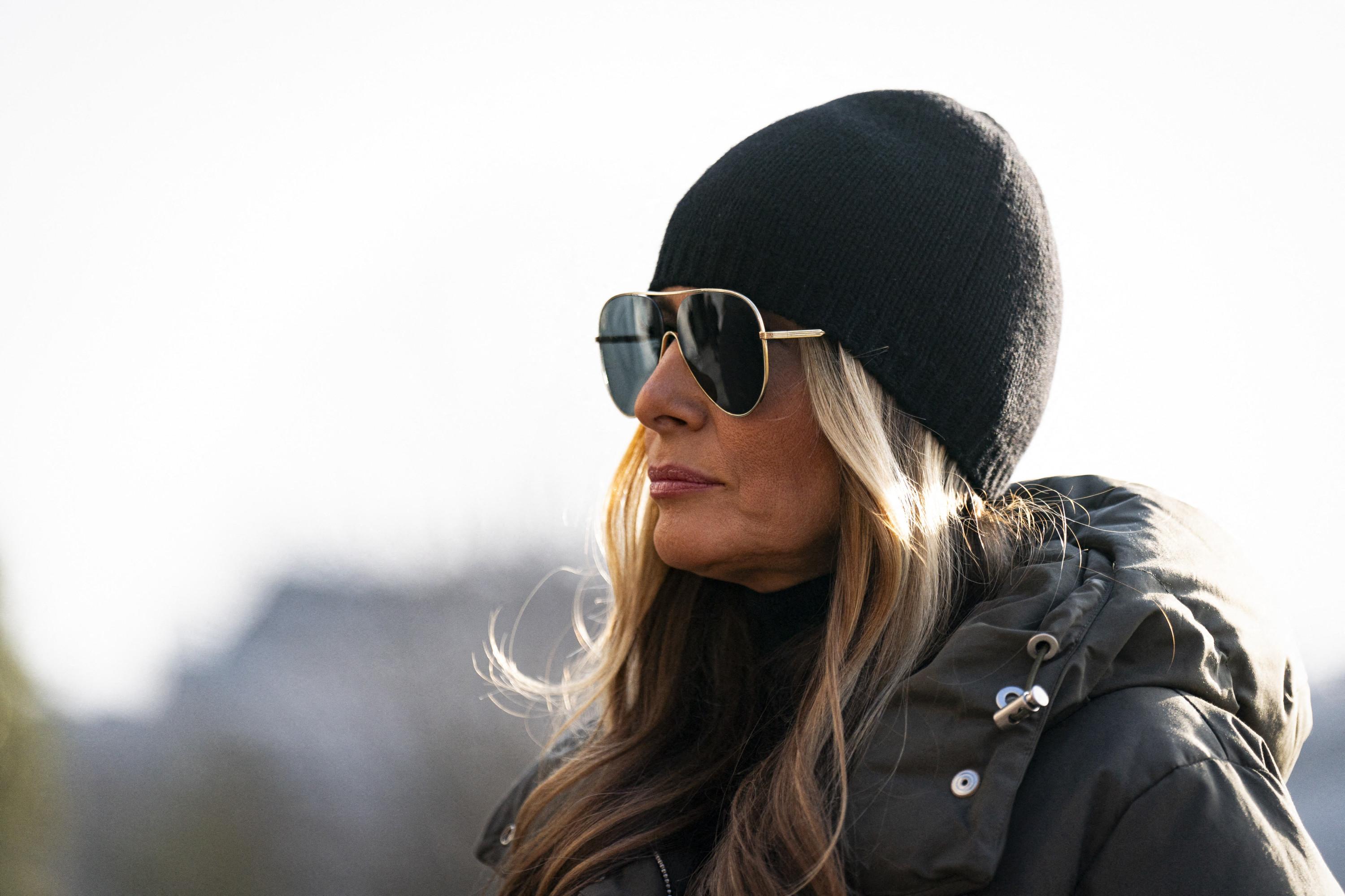 Le nouveau portrait saisissant de Melania Trump : une première dame qui ...