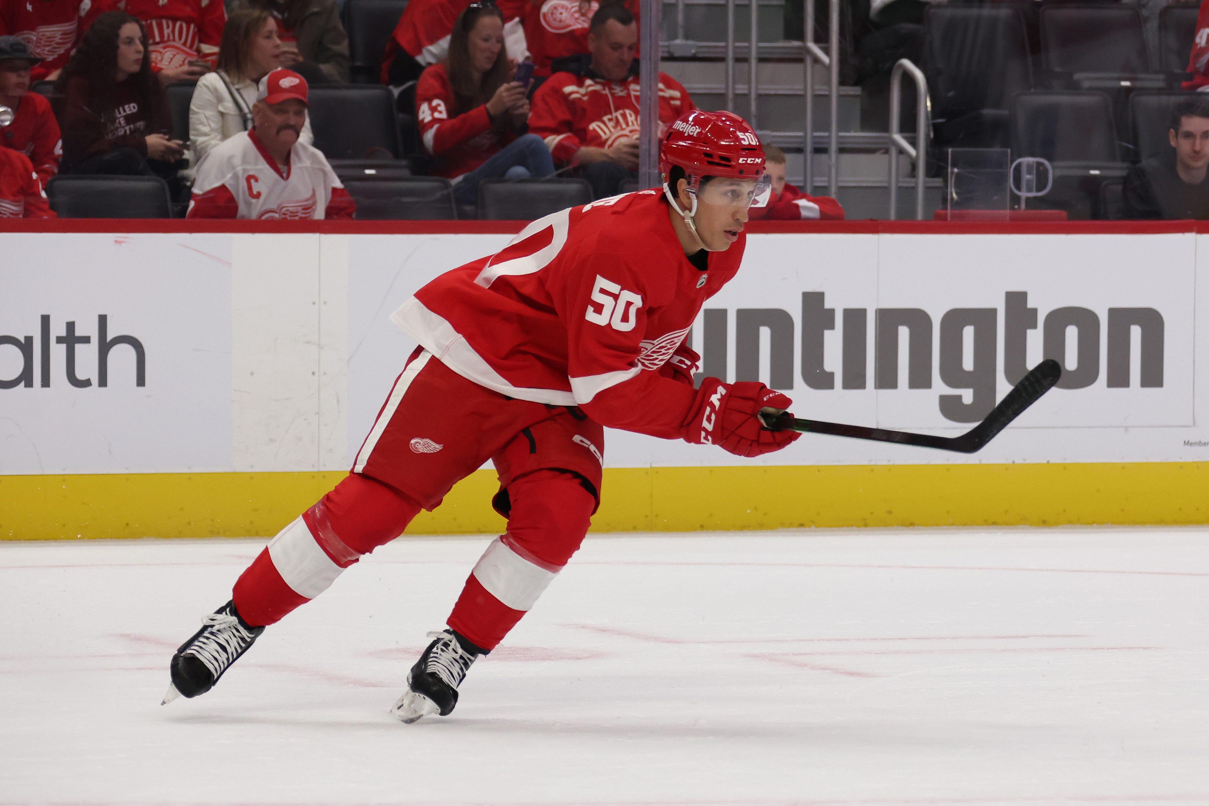 Michigander Dominik Shine makes dream-come-true debut in Red Wings' win