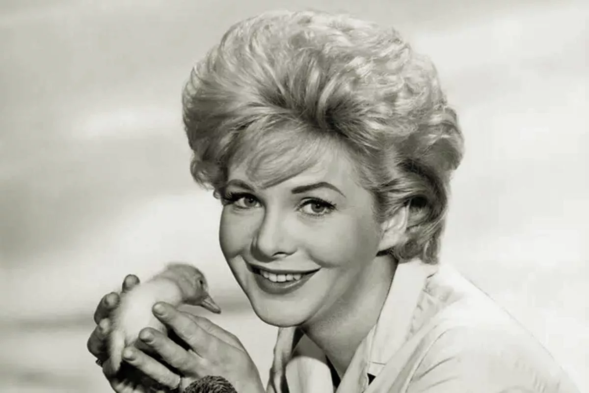 Jan Shepard, star of 'King Creole', dies at 96