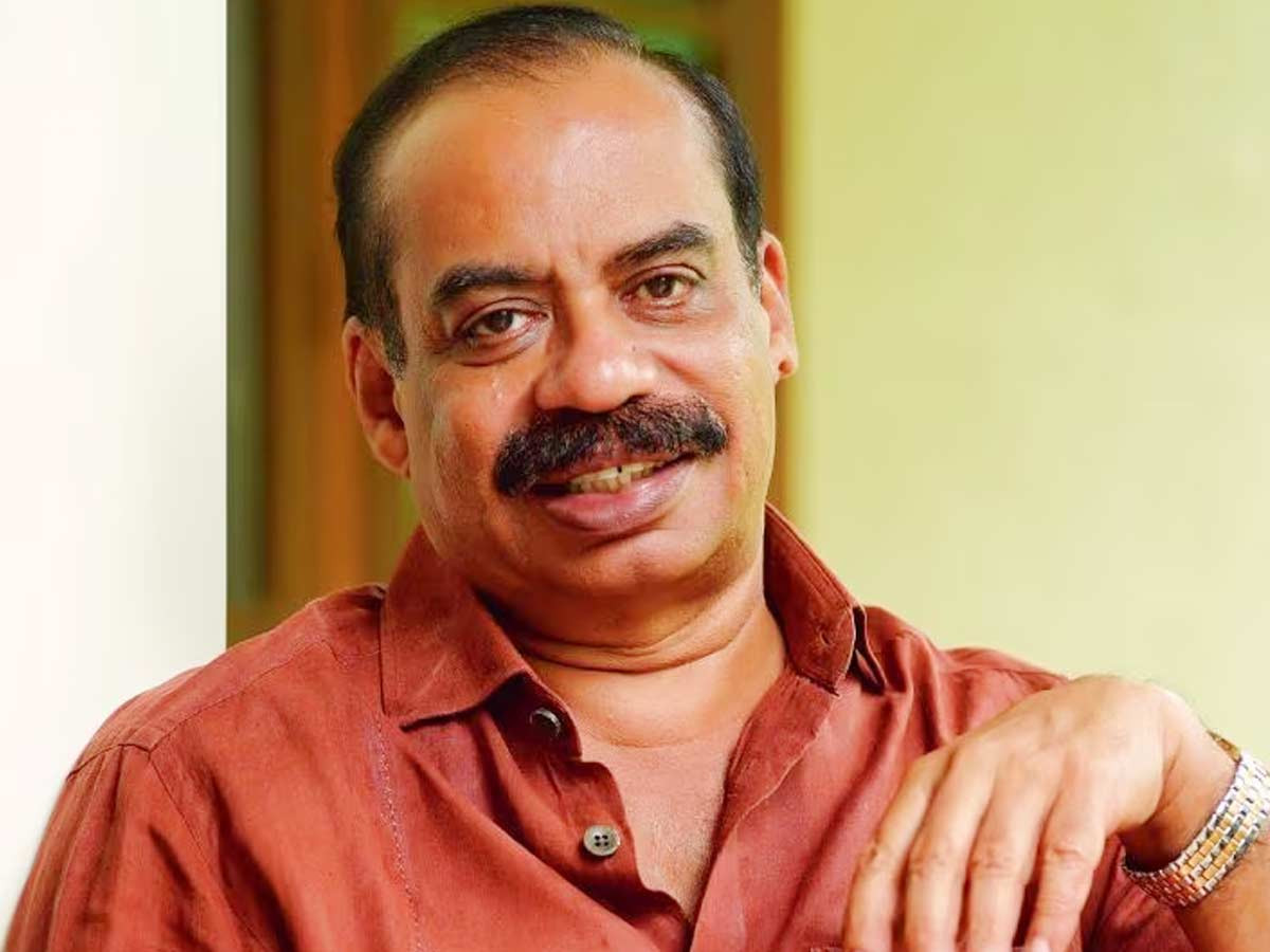 Malavika Mohanan signs Malayalam film with director Sathyan Anthikad