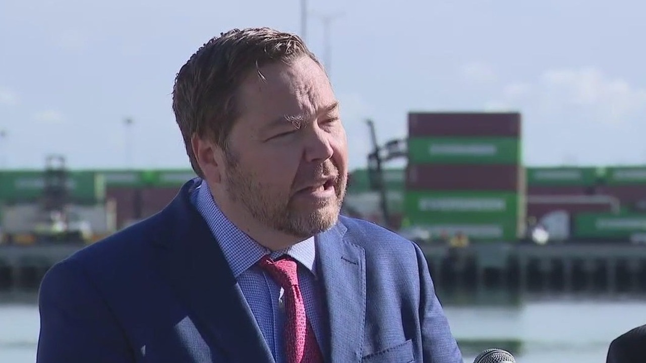 Feds find $200M in Chinese counterfeit goods